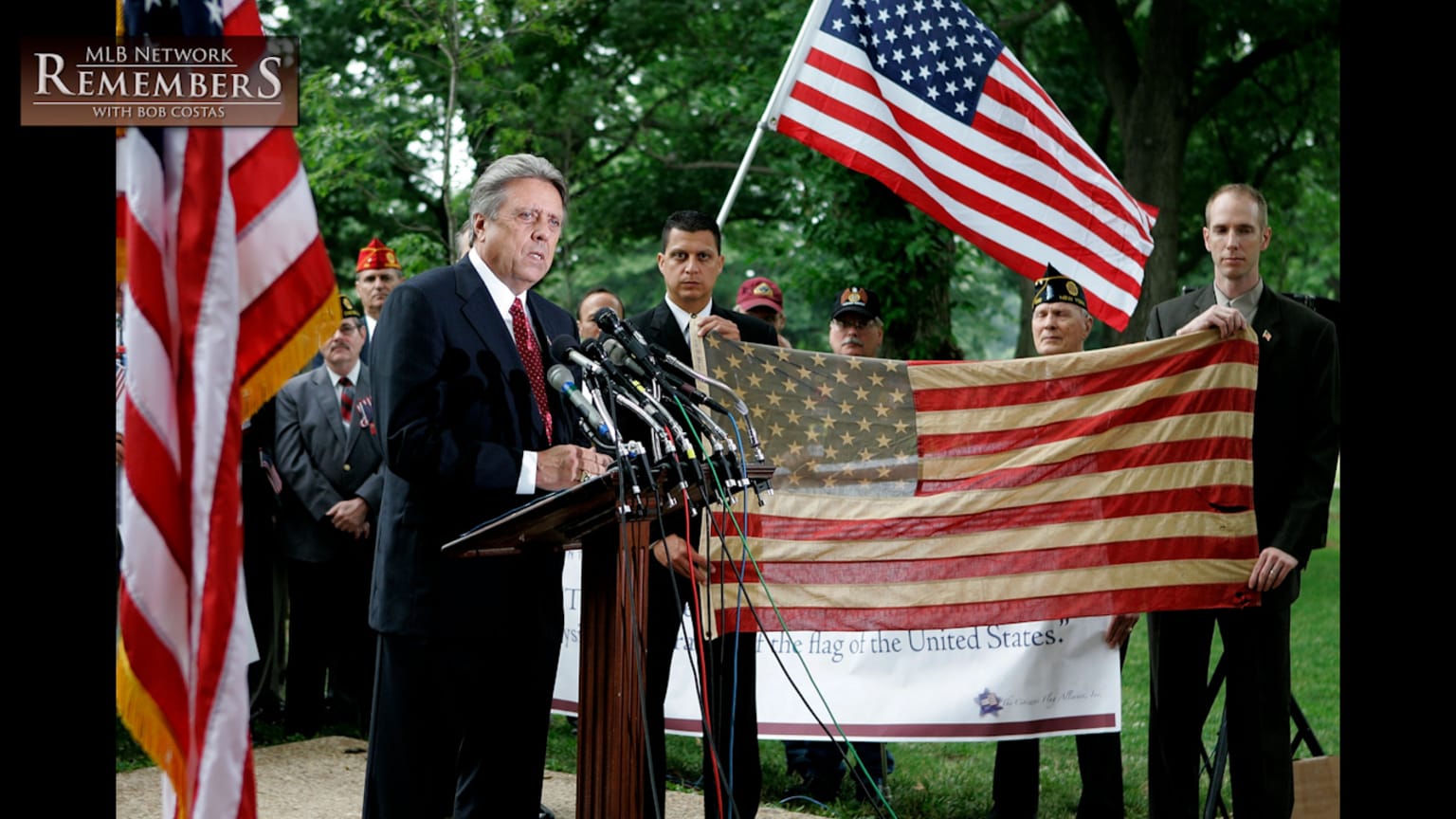 Remembering Rick Monday and the American Flag | 04/25/1978 | MLB.com