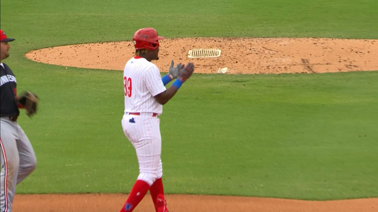 Felix Reyes rips a go-ahead two-run double in the 7th | 03/02/2024 ...