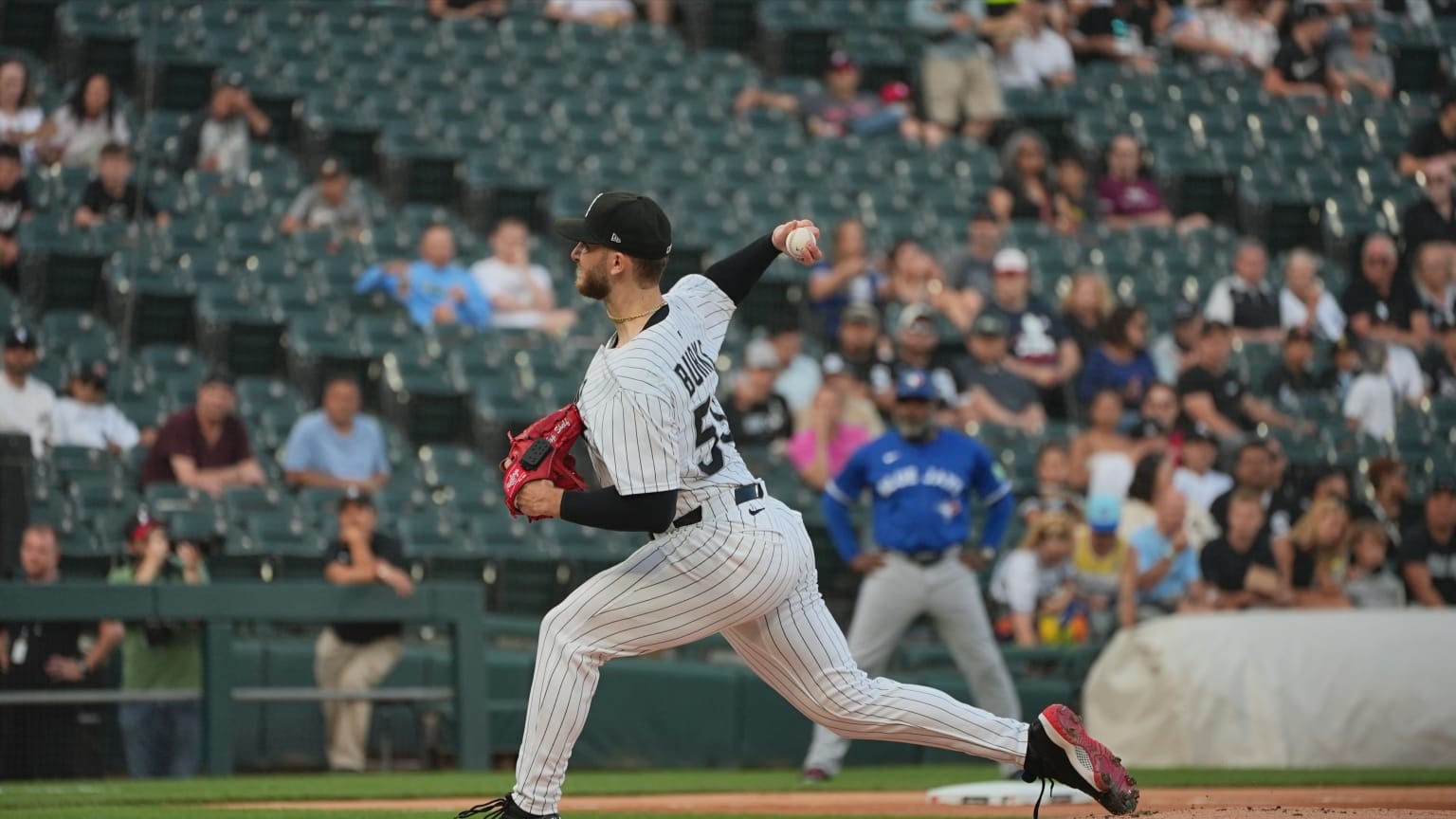 Sean Burke strikes out George Springer | 07/07/2025 | Chicago White Sox
