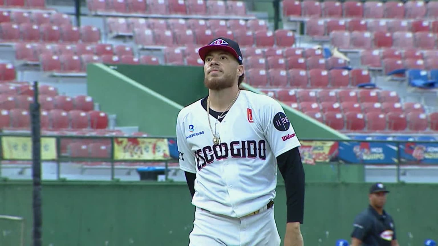 Tyler Alexander lanza 5 sólidas entradas ante Licey | 22/10/2023 | Los ...