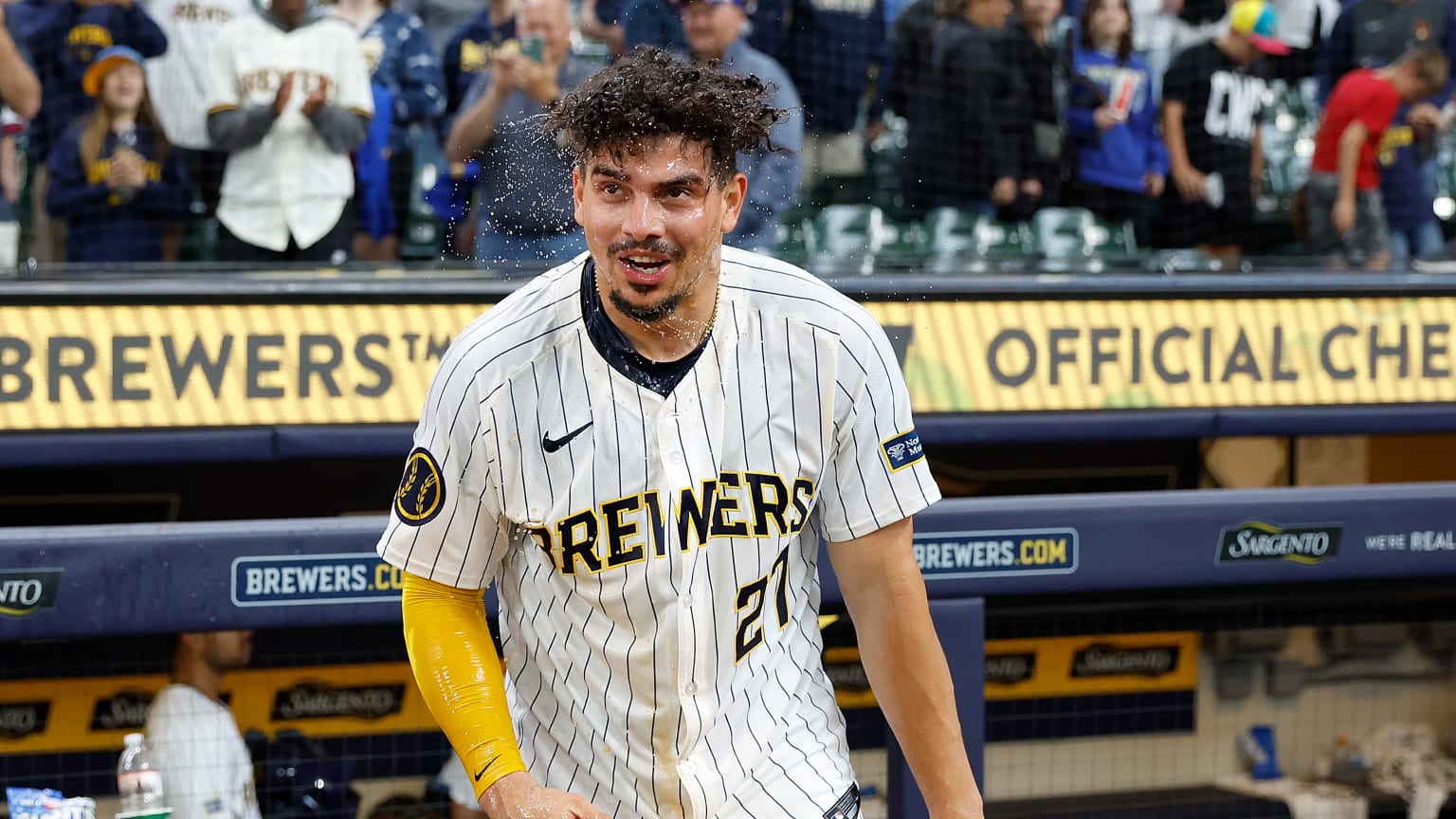 Willy Adames tiene una gran noche ofensiva vs CWS | 01/06/2024 | Los ...