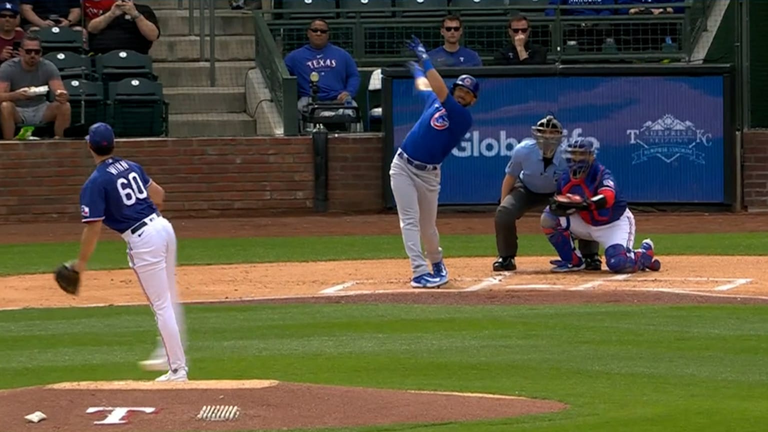 Edwin Ríos hits a solo home run to center field | 03/07/2023 | Chicago Cubs