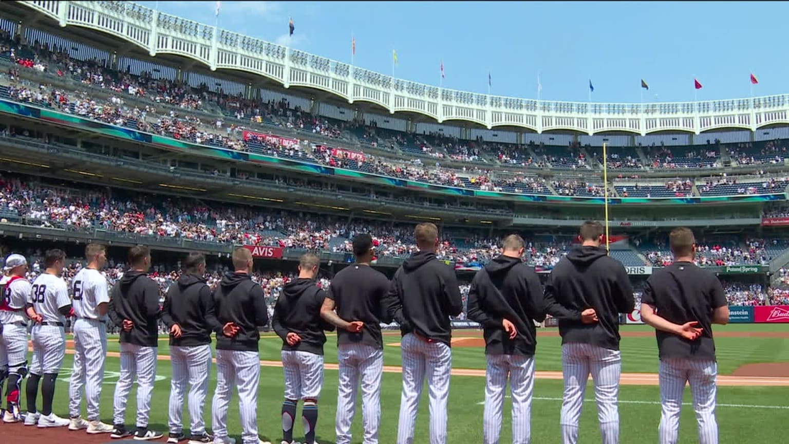 Melissa Lackore sings national anthem on July 4 | 07/04/2024 | MLB.com