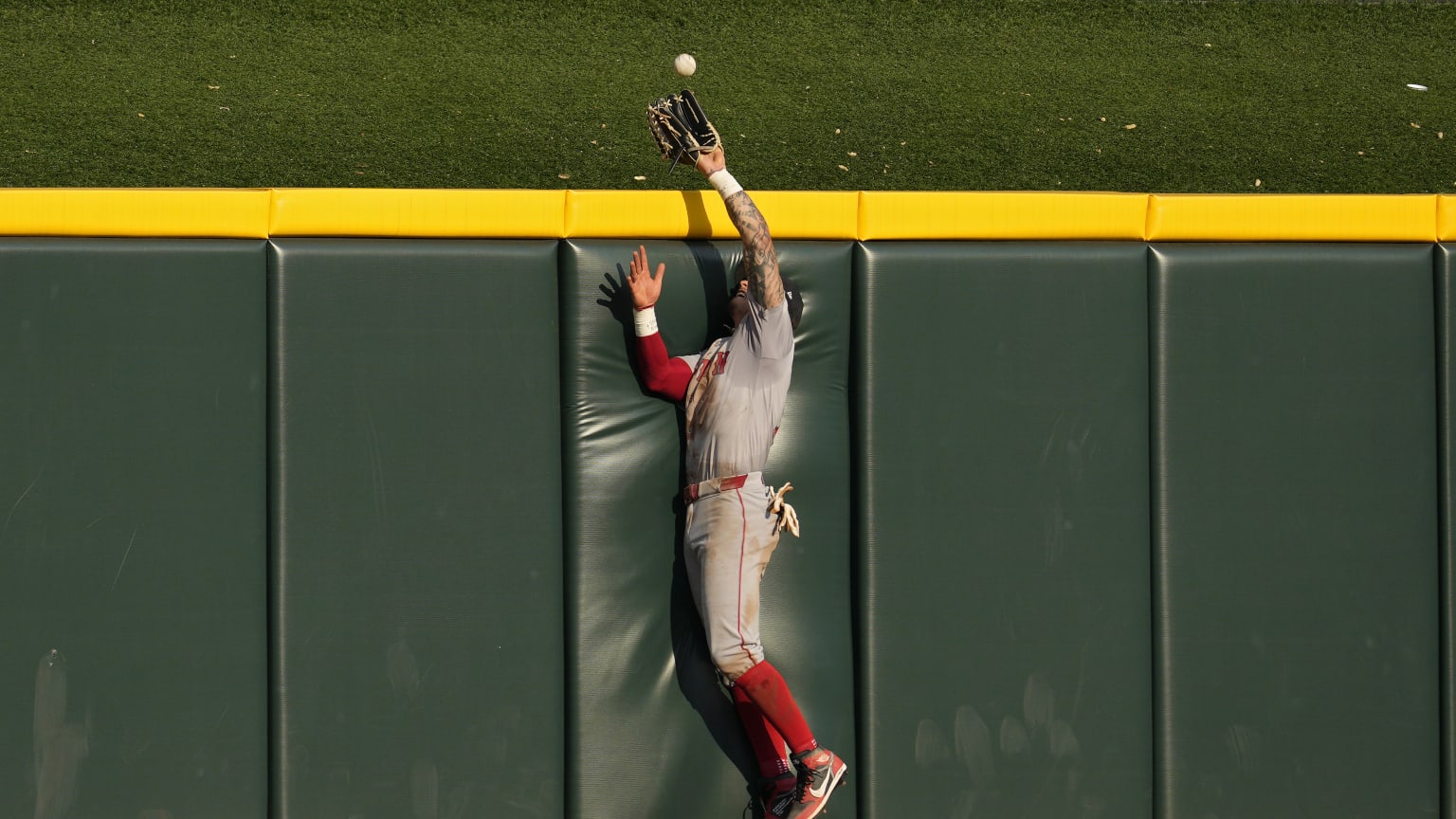 Jarren Duran's home run robbery | 06/22/2024 | Boston Red Sox