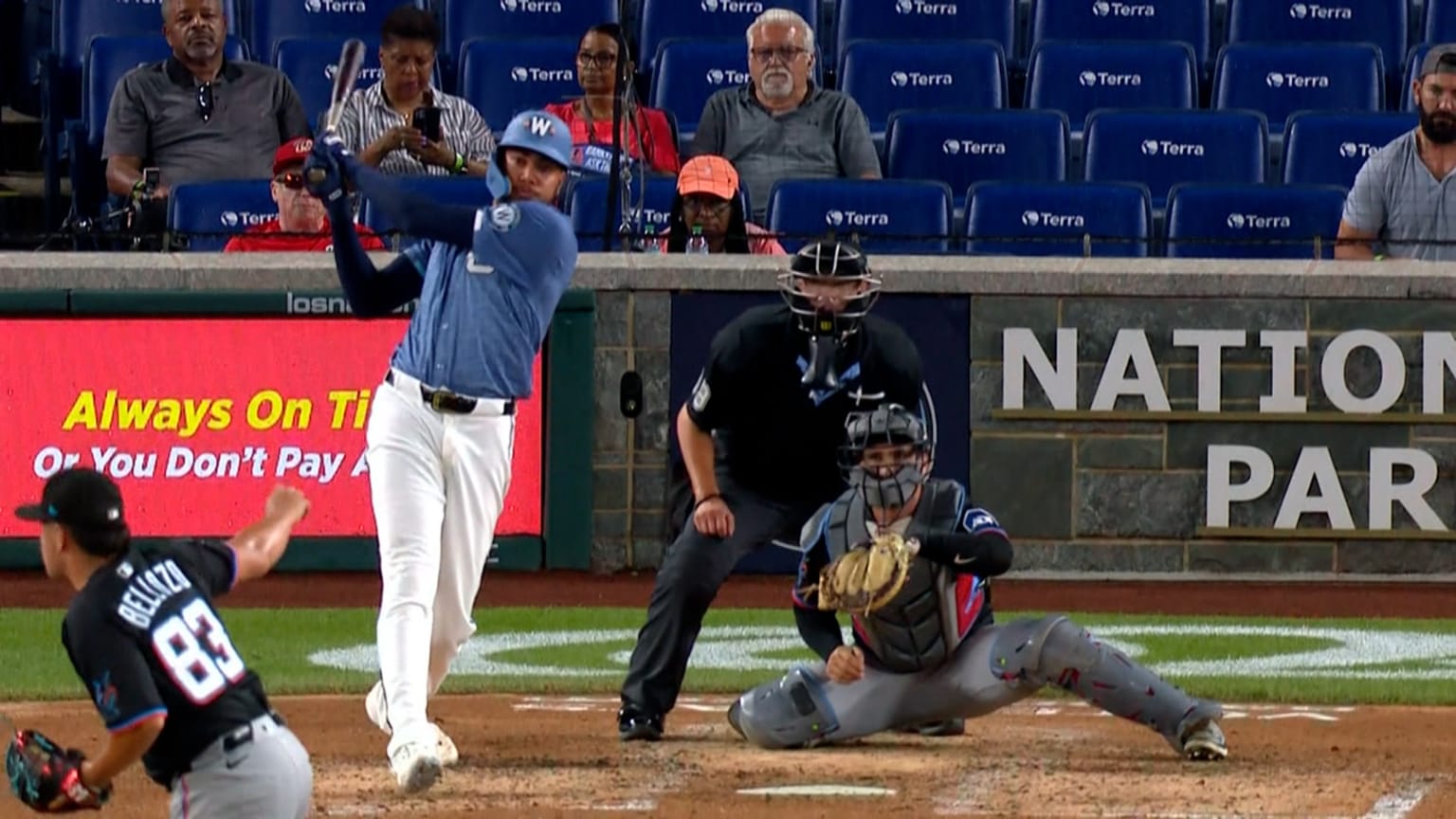 James Wood pega un doble de dos rayas | 13/06/2025 | Los Nationals de ...