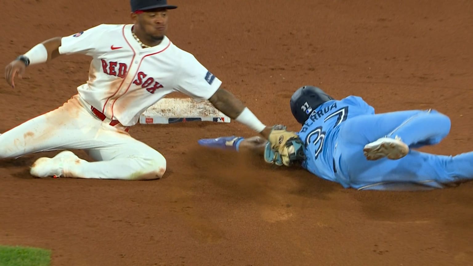 Tyler Heineman nabs Steward Berroa at second | 06/24/2024 | Toronto ...
