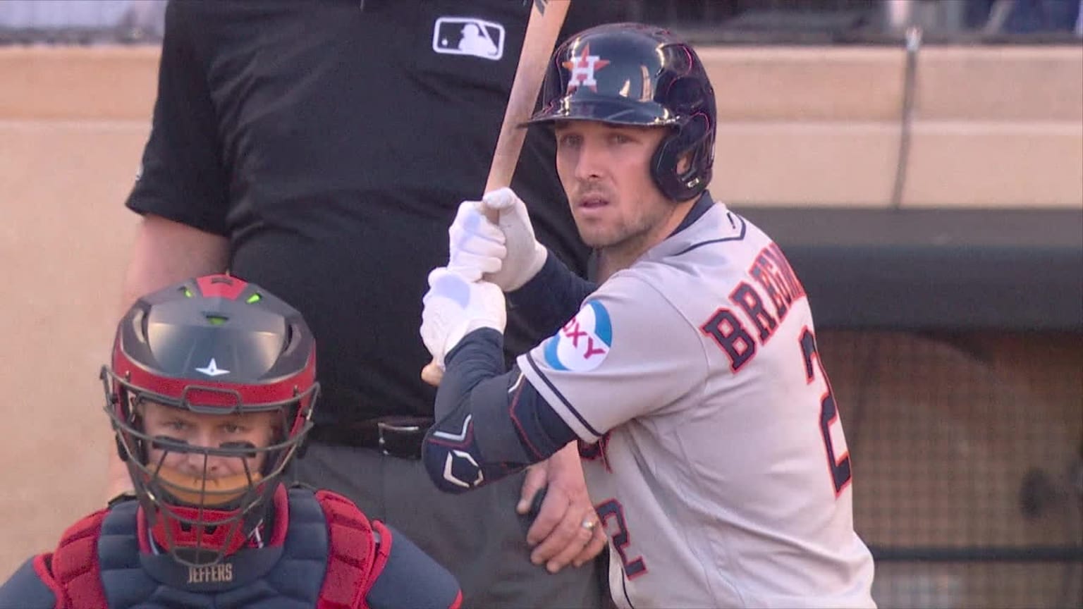 Alex Bregman plates Jeremy Peña with an RBI single | 10/10/2023 | MLB.com