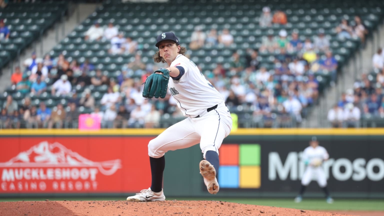 Logan Gilbert strikes out the side in the 2nd inning | 07/02/2025 ...