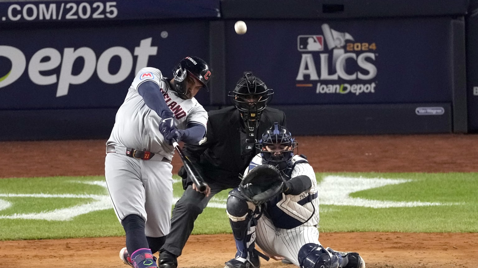 Josh Naylor's sacrifice fly | 10/15/2024 | MLB.com