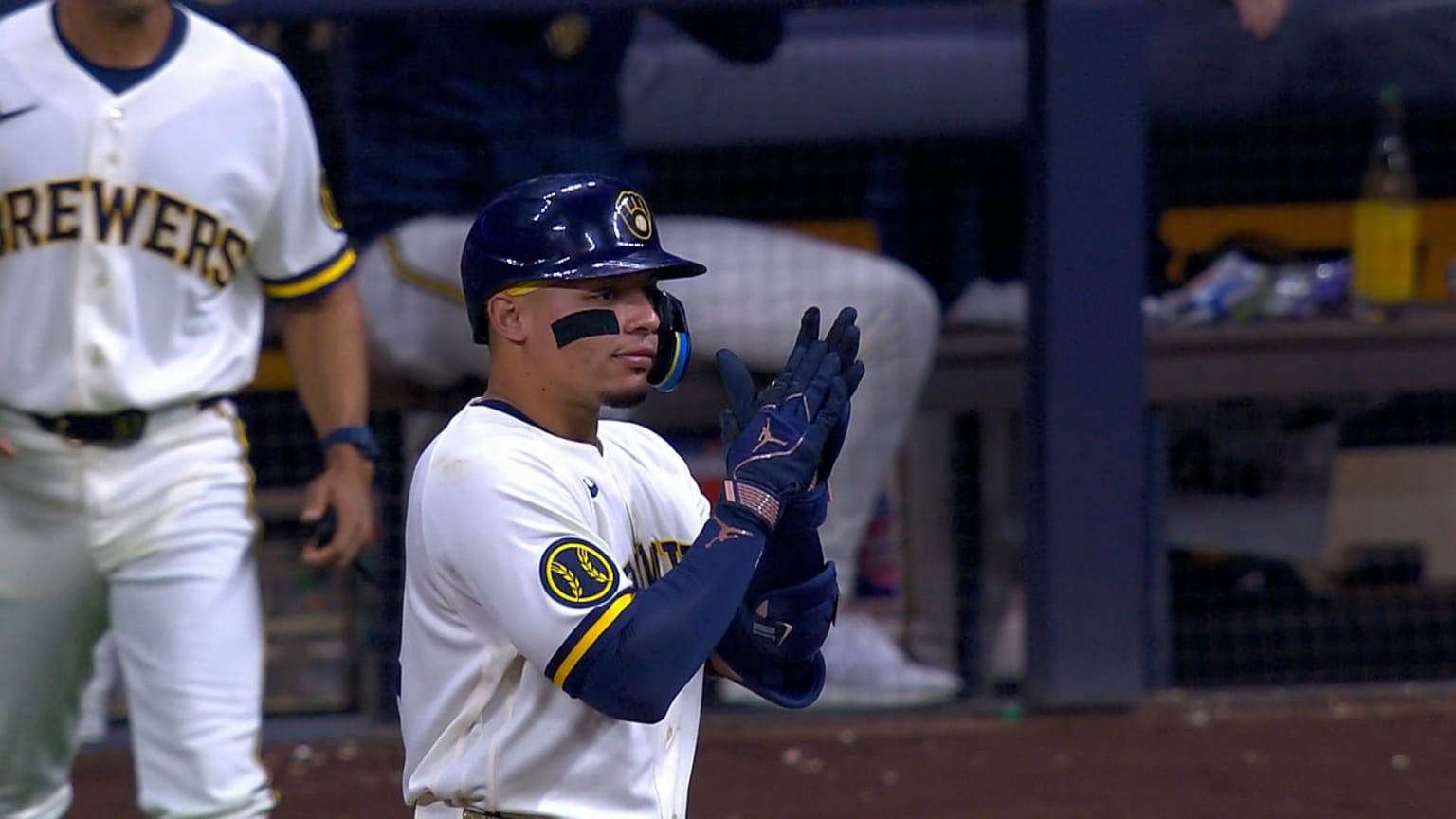 William Contreras' game-tying single | 04/15/2026 | MLB.com
