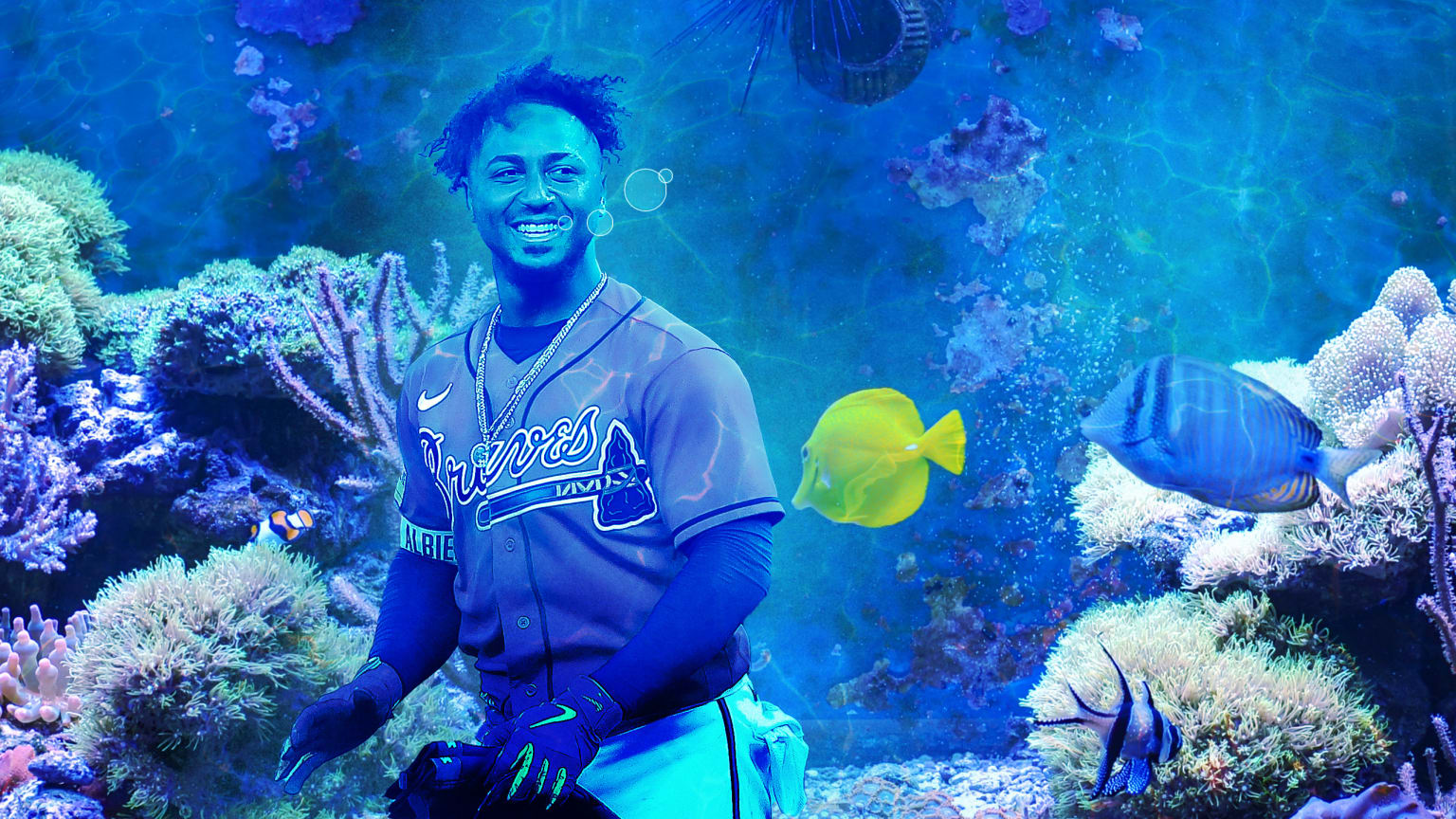 Ozzie Albies really loves his pet fish | 08/15/2023 | Atlanta Braves