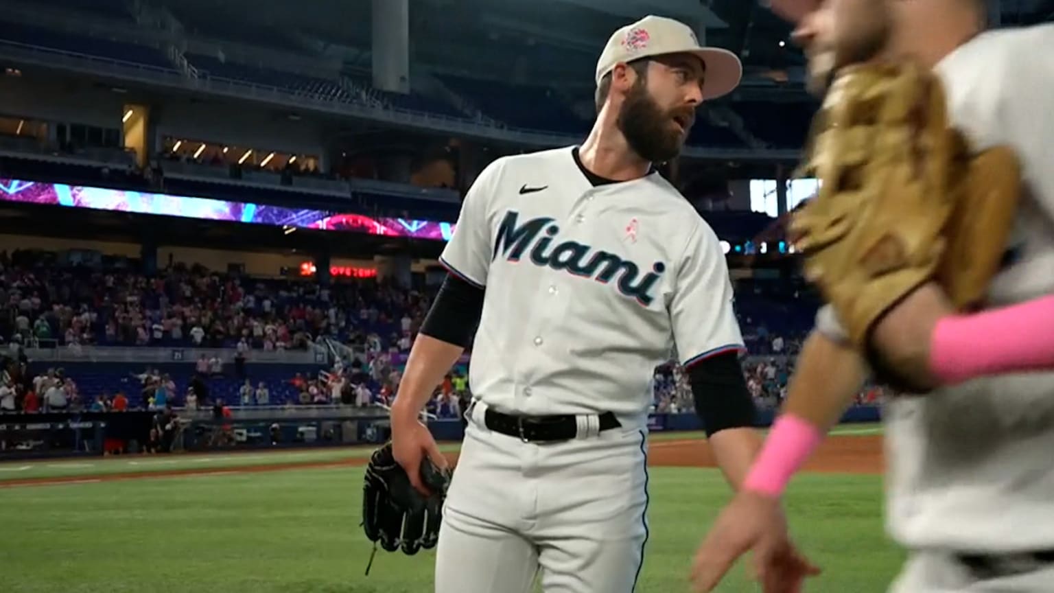 Dylan Floro gets the final out in Marlins' 3-1 win | 05/14/2023 | Miami ...