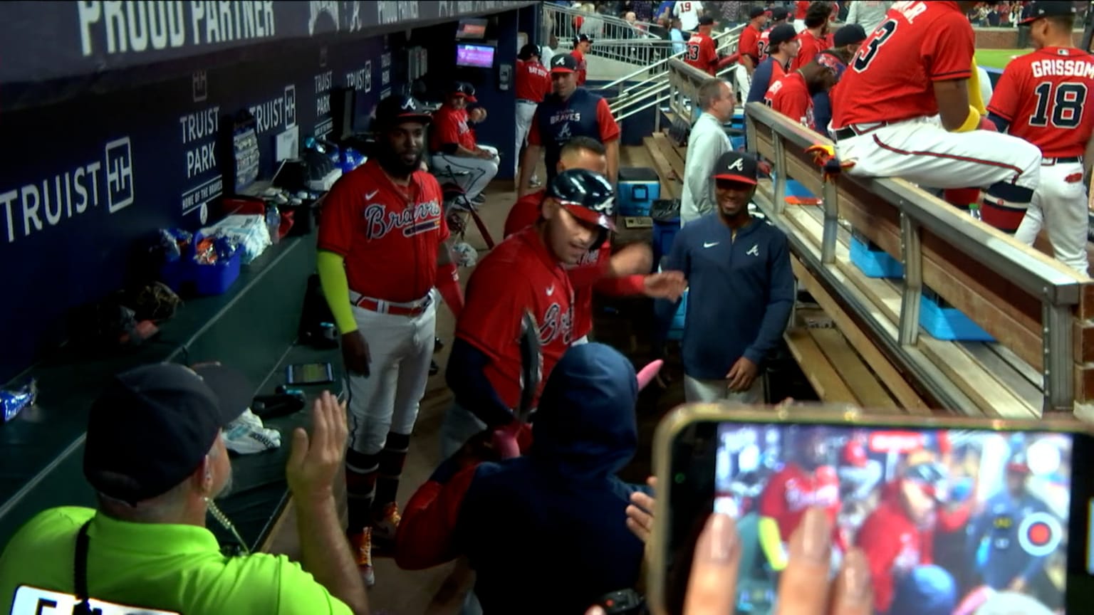 Austin Riley, Matt Olson slug back-to-back homers | 09/30/2022 ...