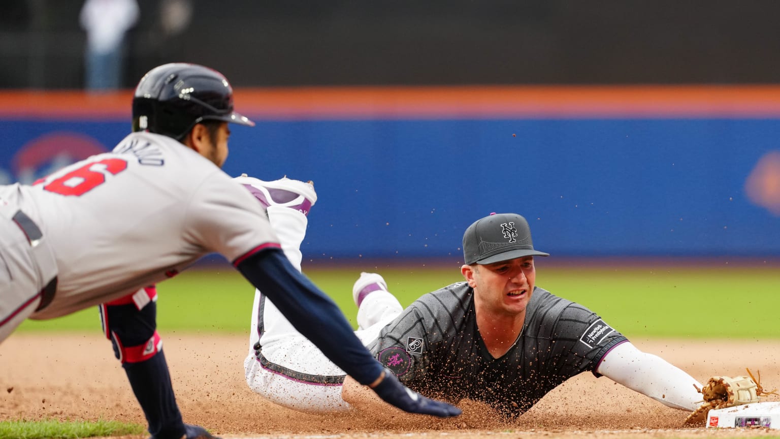 Who will take the 3rd NL wild card spot? | 09/09/2024 | MLB.com