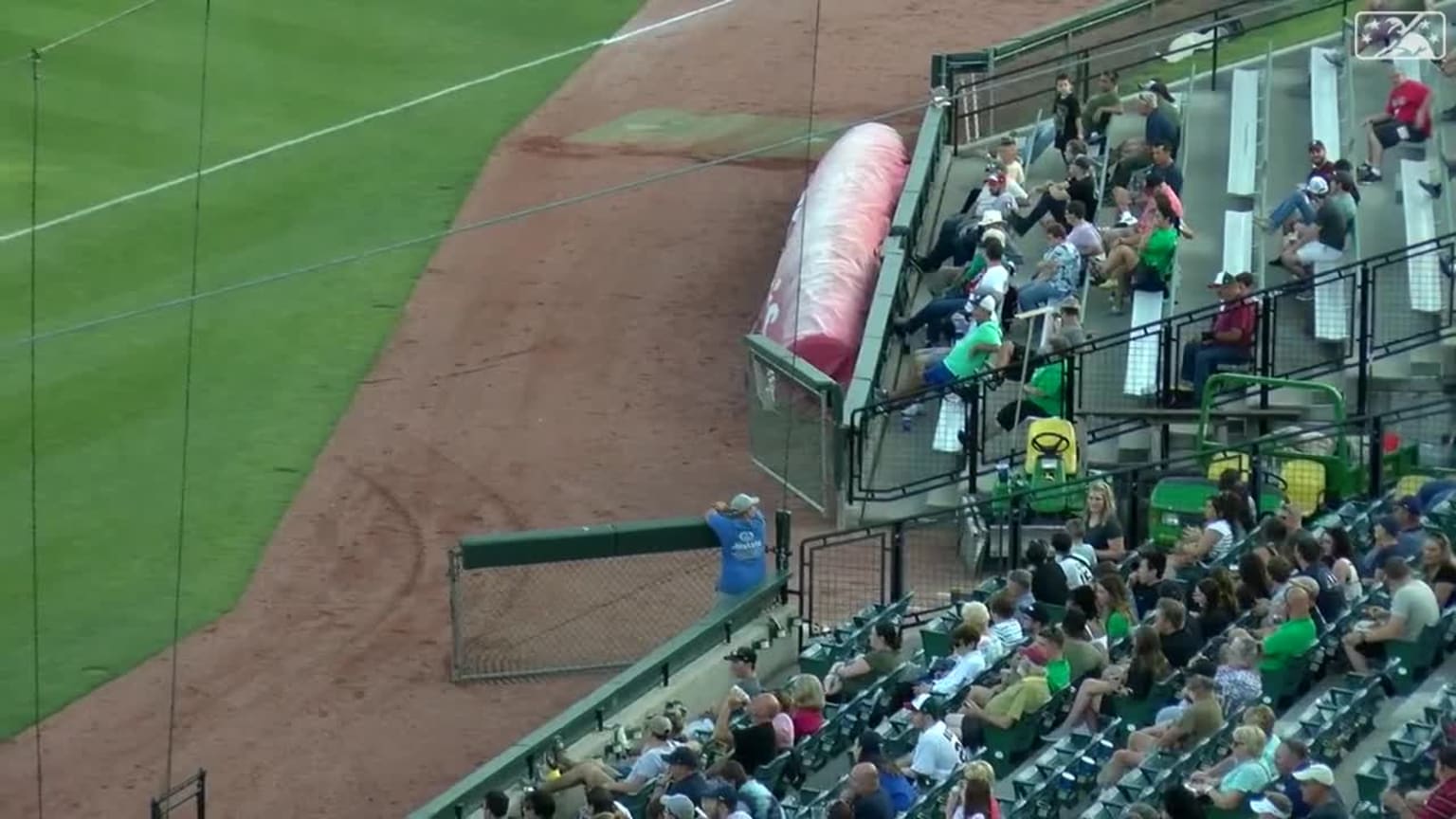 The meatball mascot race ends in a wild finish | 08/11/2023 | MLB.com