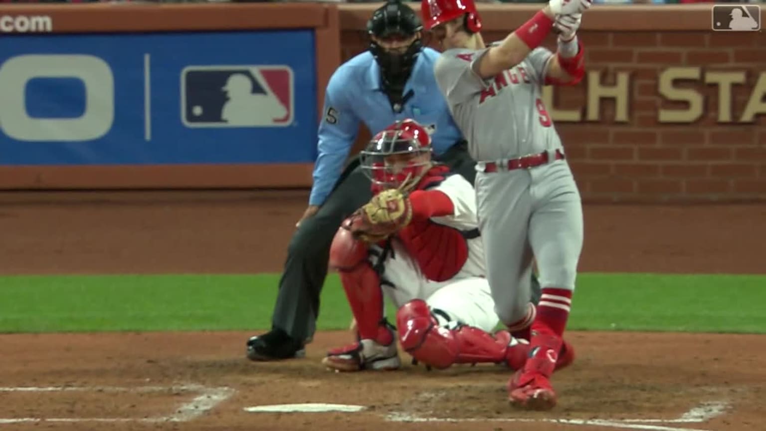 Zach Neto hits an RBI single to left field | 05/02/2023 | Los Angeles ...