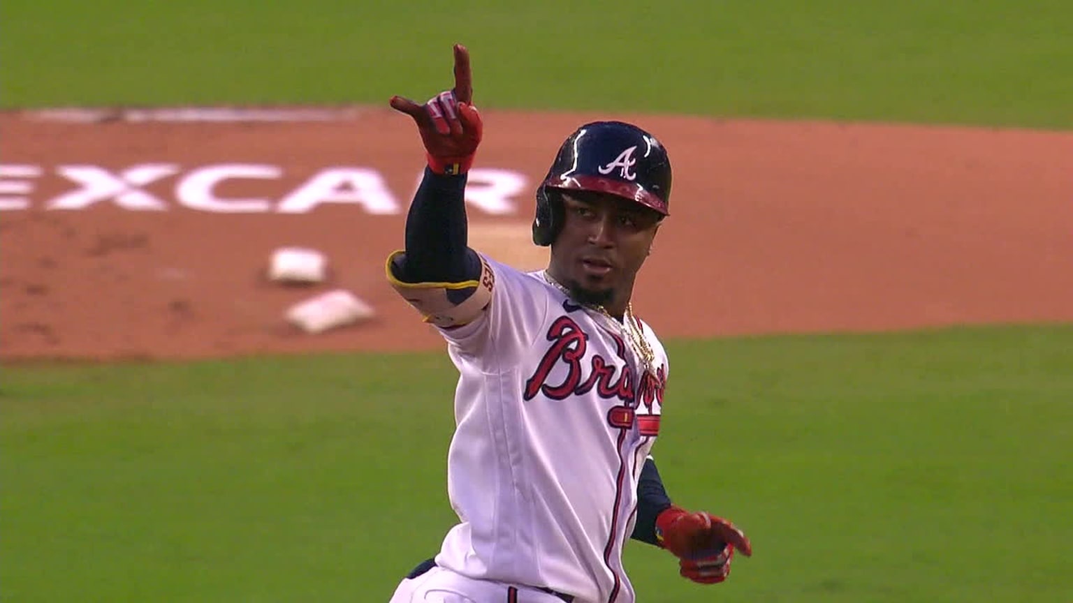 Albies crushes a solo home run to right field | 09/27/2023 | Atlanta Braves