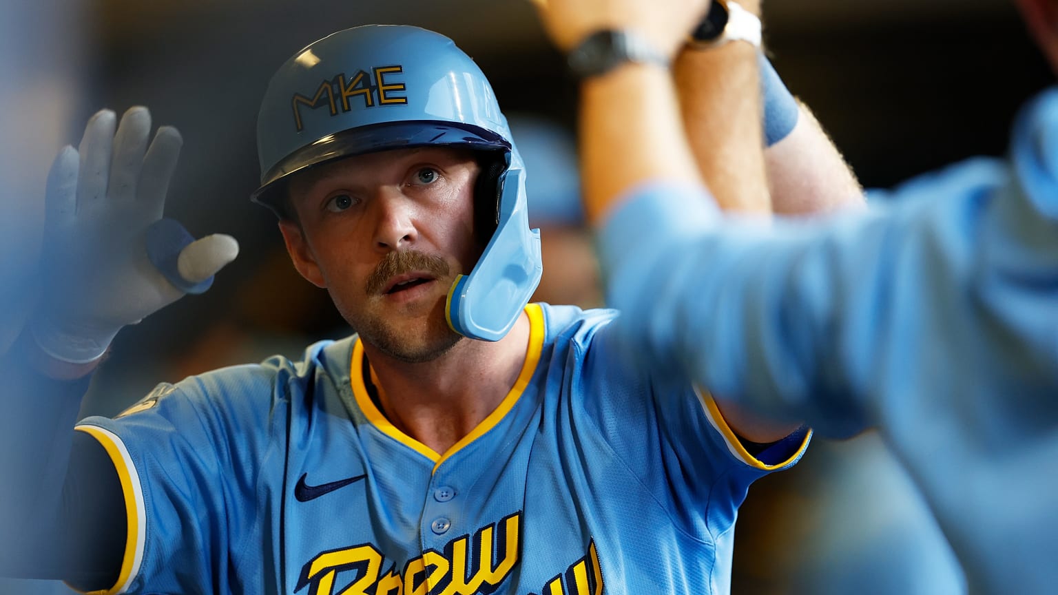 Rhys Hoskins' solo home run (16) | 07/26/2024 | MLB.com