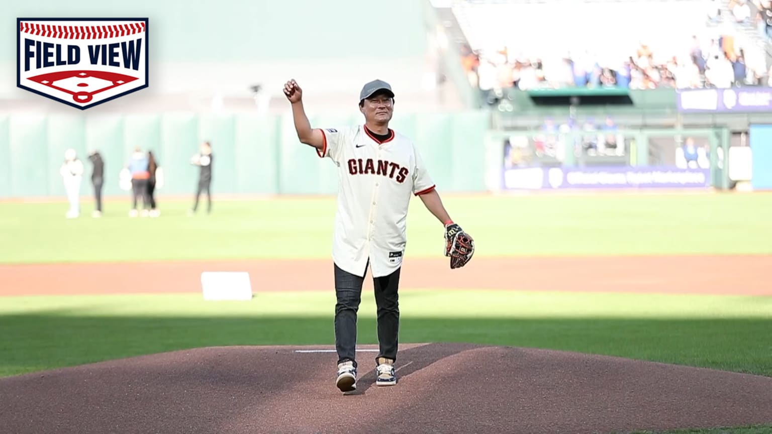 Field View: Jong Beom Lee throws out first pitch | 06/26/2024 | MLB.com