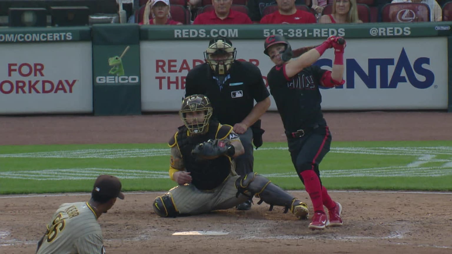 Matt McLain hits a game-tying, two-run home run | 06/30/2023 ...