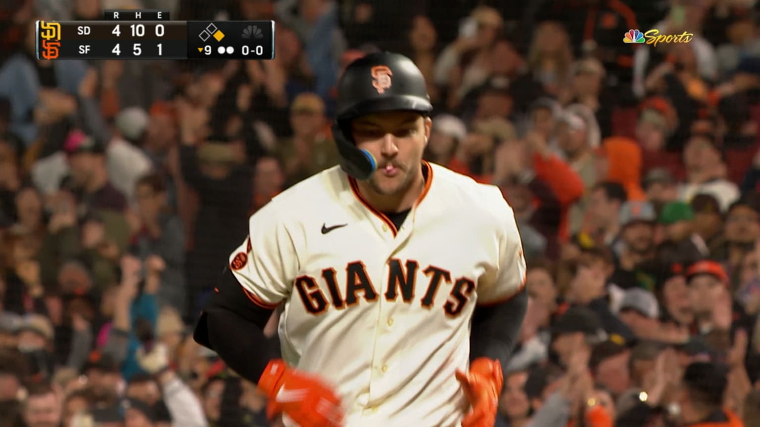 Patrick Bailey ties the game with a sac fly in 9th | 06/19/2023 | MLB.com