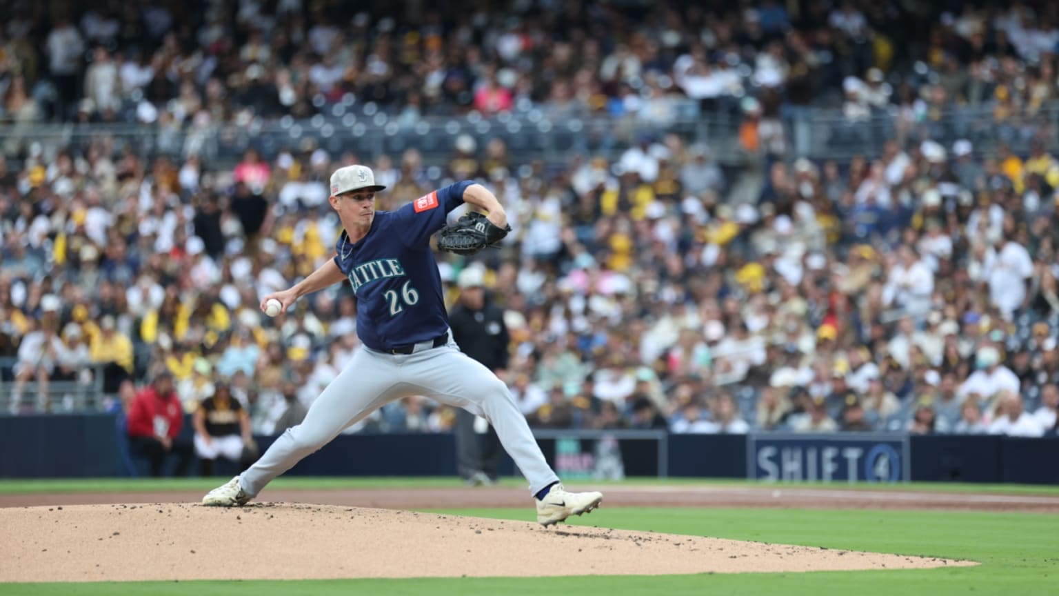Emerson Hancock poncha a Jake Cronenworth | 17/05/2025 | Los Mariners ...