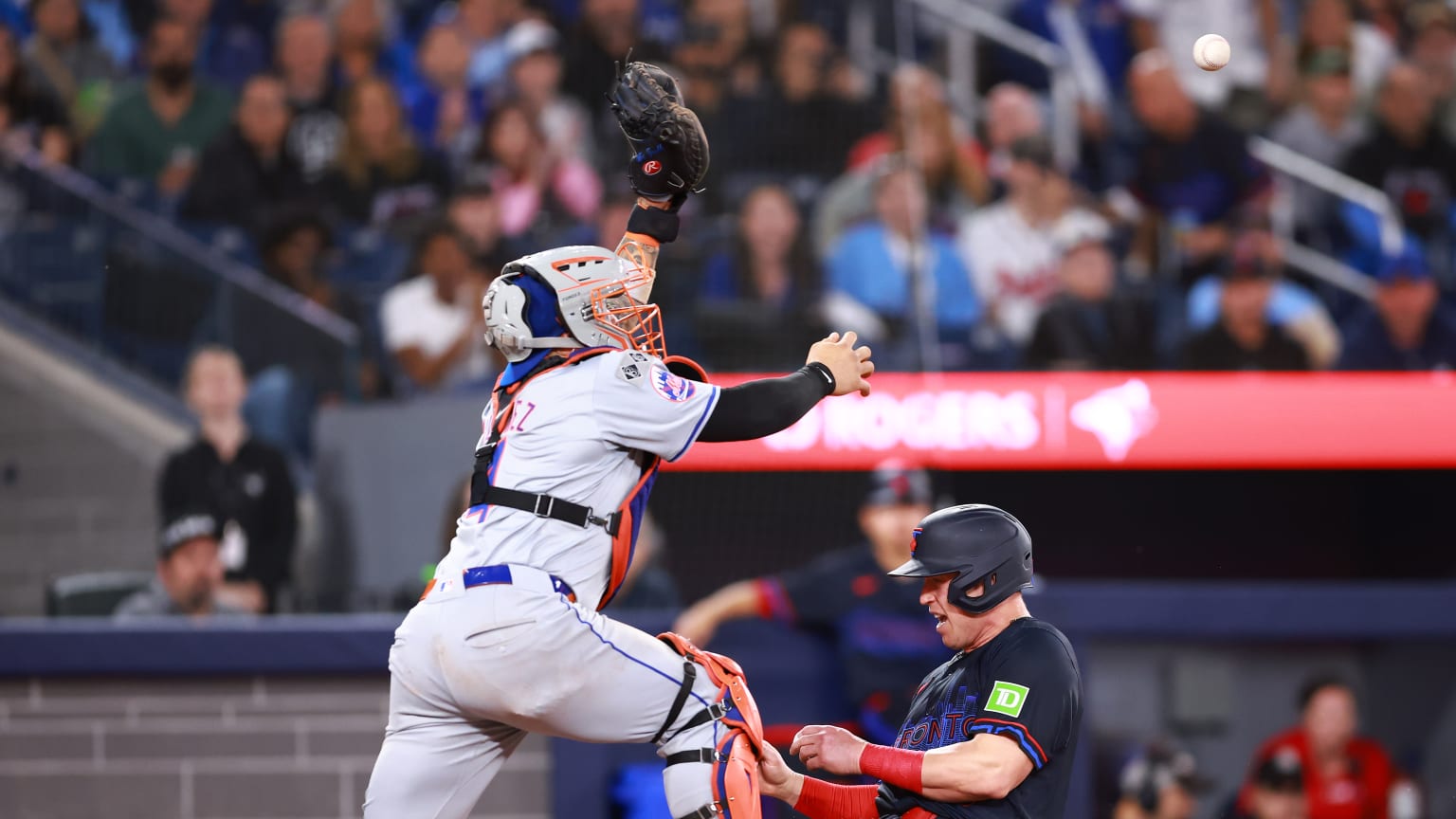 Nathan Lukes' sacrifice fly to left | 09/09/2024 | Toronto Blue Jays