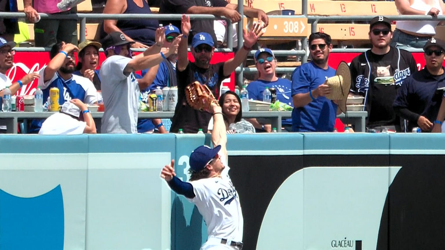 James Outman robs Joey Votto of a home run in the 5th | 07/30/2023 | MLB.com