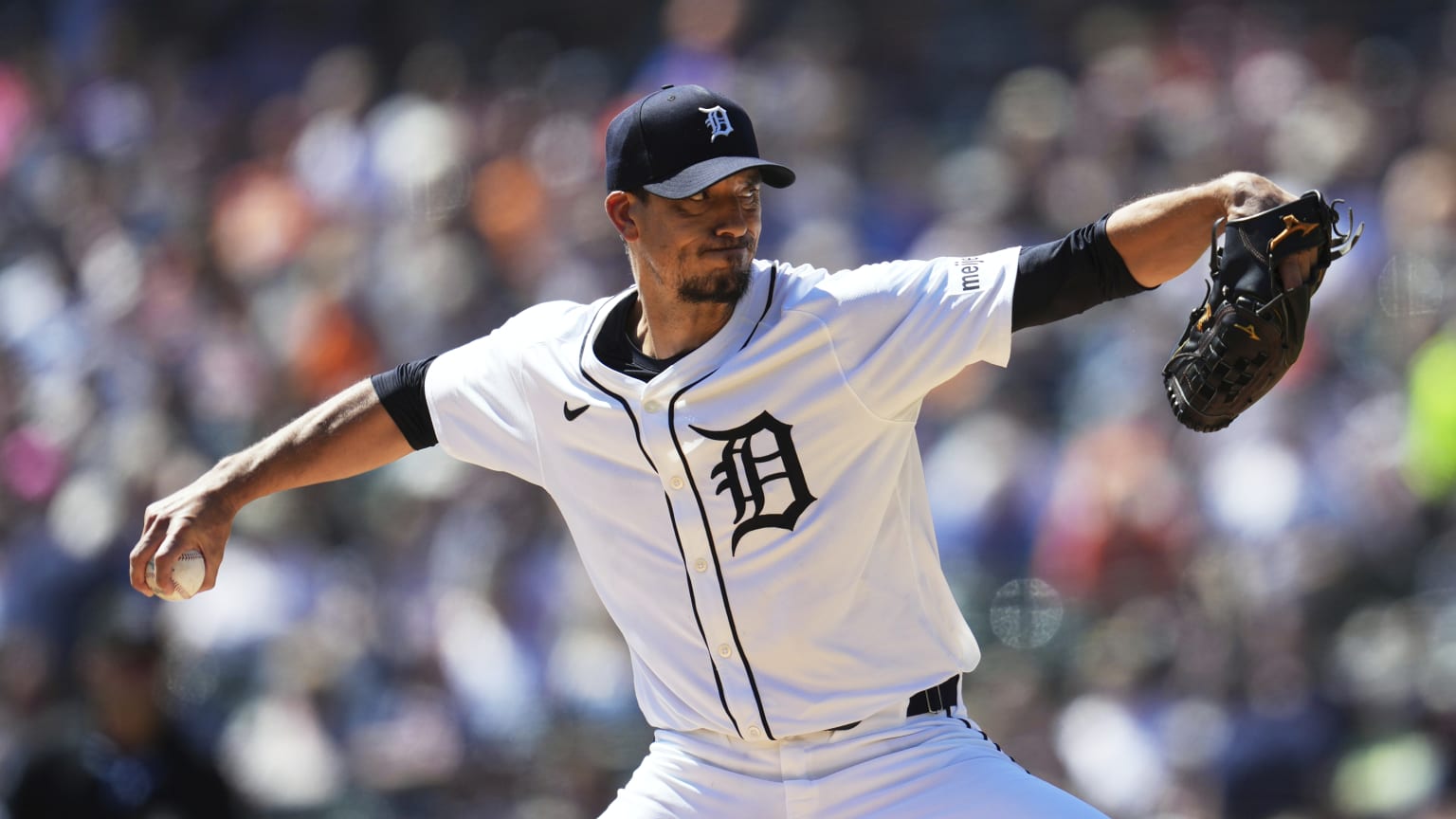 Charlie Morton strikes out Juan Soto to end 2nd | 09/01/2025 | Detroit ...