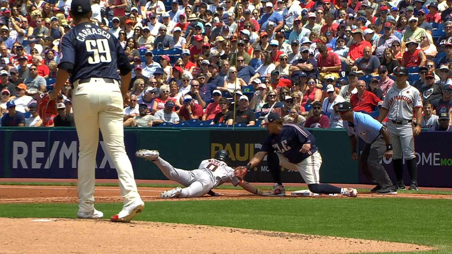 Carlos Carrasco picks off Brett Wisley | 07/07/2024 | Cleveland Guardians