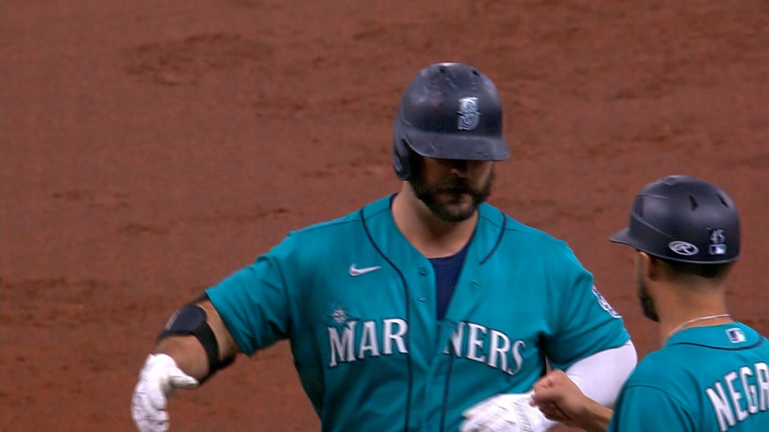 Mike Ford rips an RBI single to center field | 09/07/2023 | Seattle ...