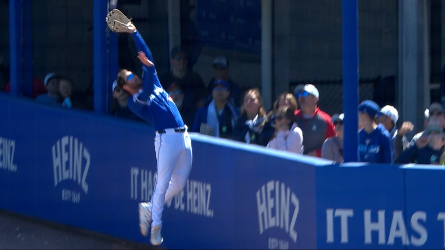 RJ Schreck's leaping catch | 03/18/2026 | Toronto Blue Jays