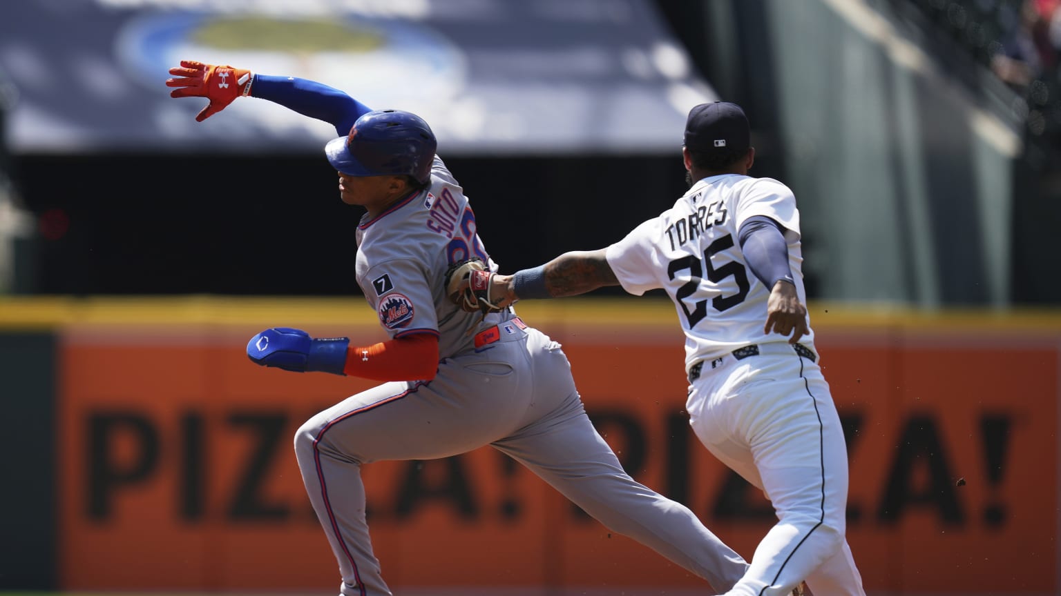 Casey Mize picks off Juan Soto | 09/03/2025 | MLB.com