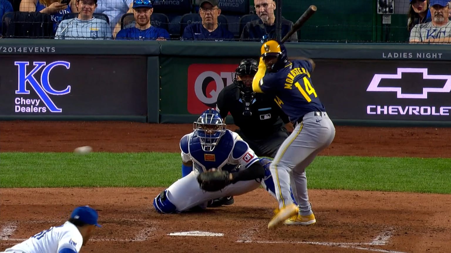 Andruw Monasterio's RBI single | 05/07/2024 | Milwaukee Brewers