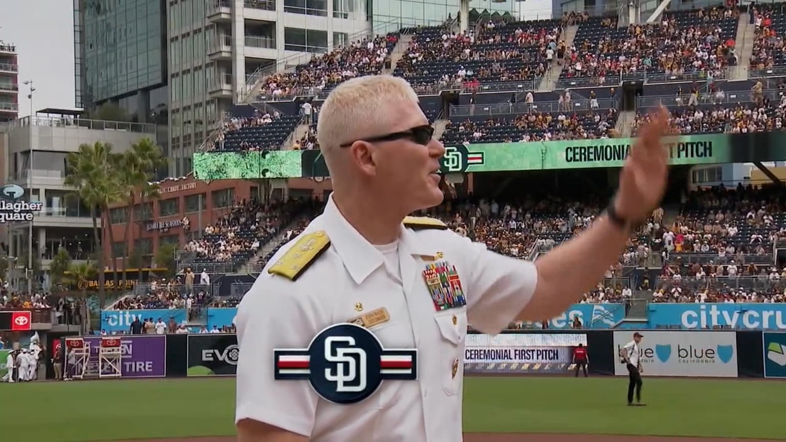 6/1/25 Ceremonial First Pitch | 06/01/2025 | MLB.com