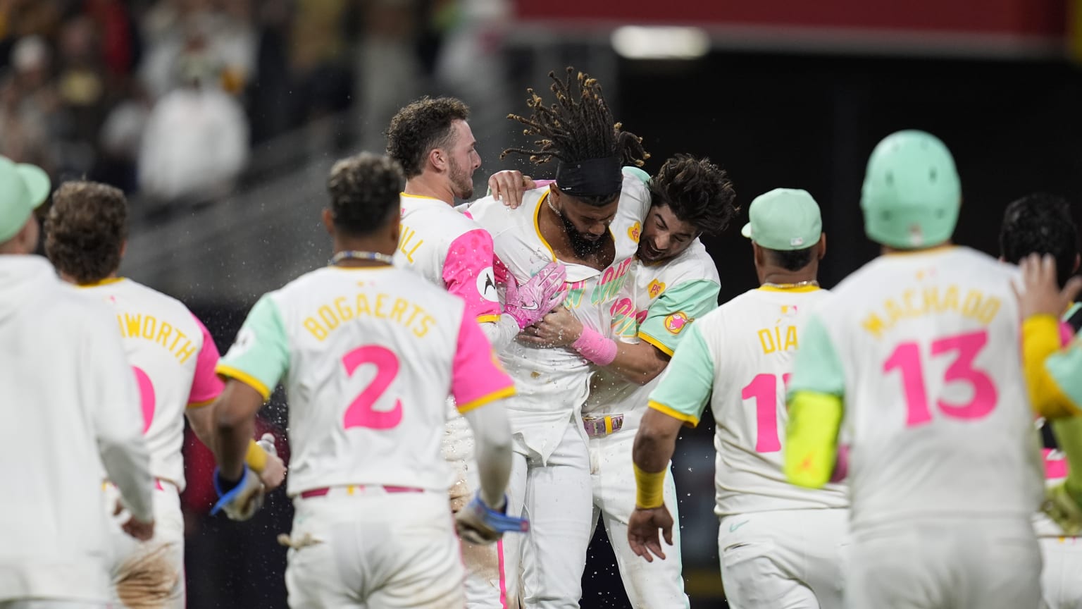 Fernando Tatis Jr.'s walk-off double | 09/20/2024 | MLB.com