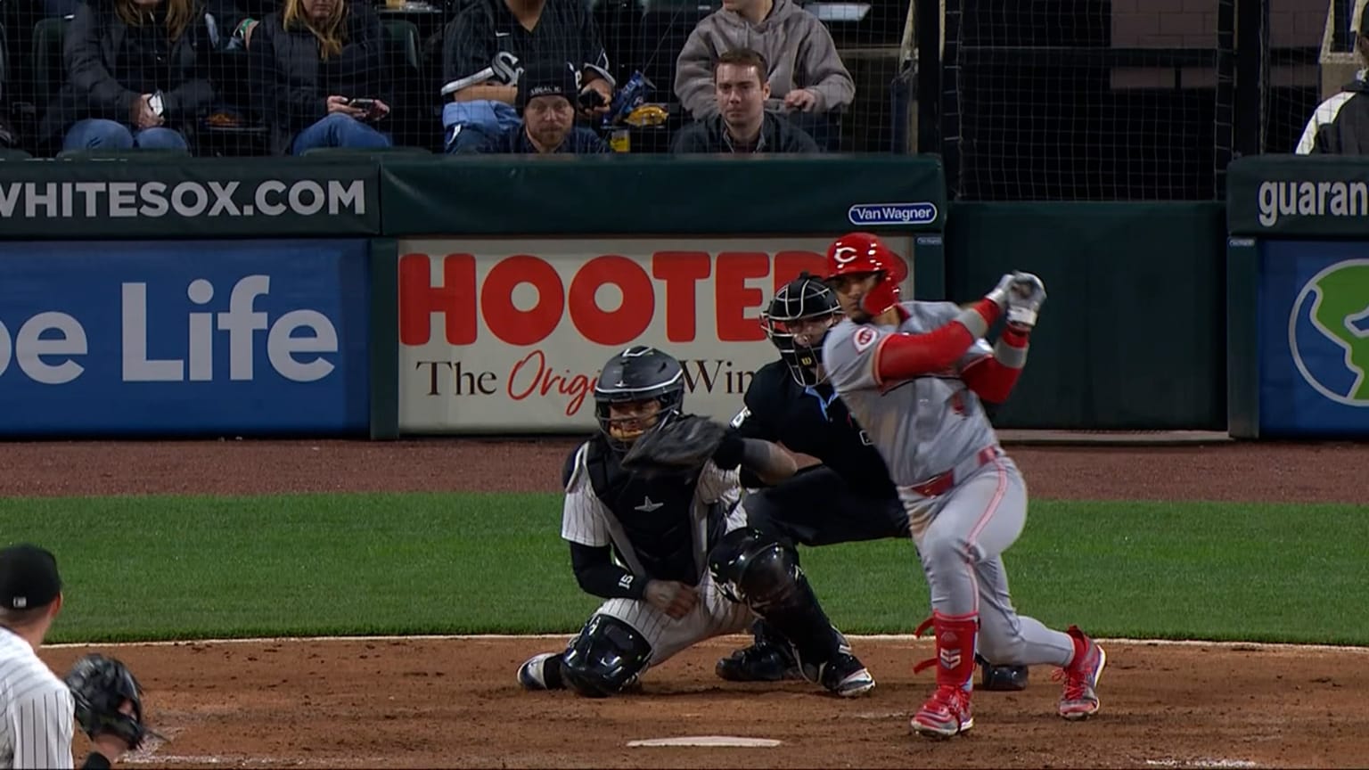 Santiago Espinal's two-run single | 04/12/2024 | Cincinnati Reds