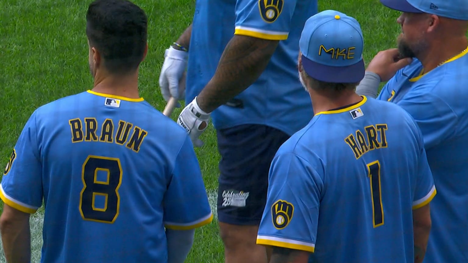 Team Braun's 12 homers in Brewers Alumni Derby | 07/25/2025 | Milwaukee ...