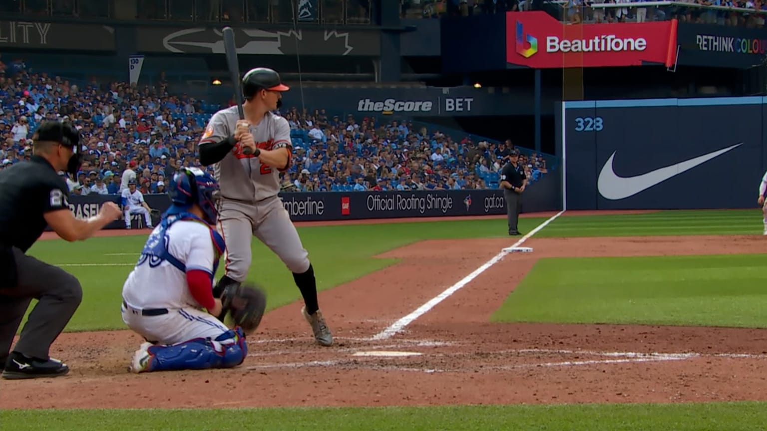 Austin Hays rips an RBI double to left field | 08/03/2023 | Baltimore ...