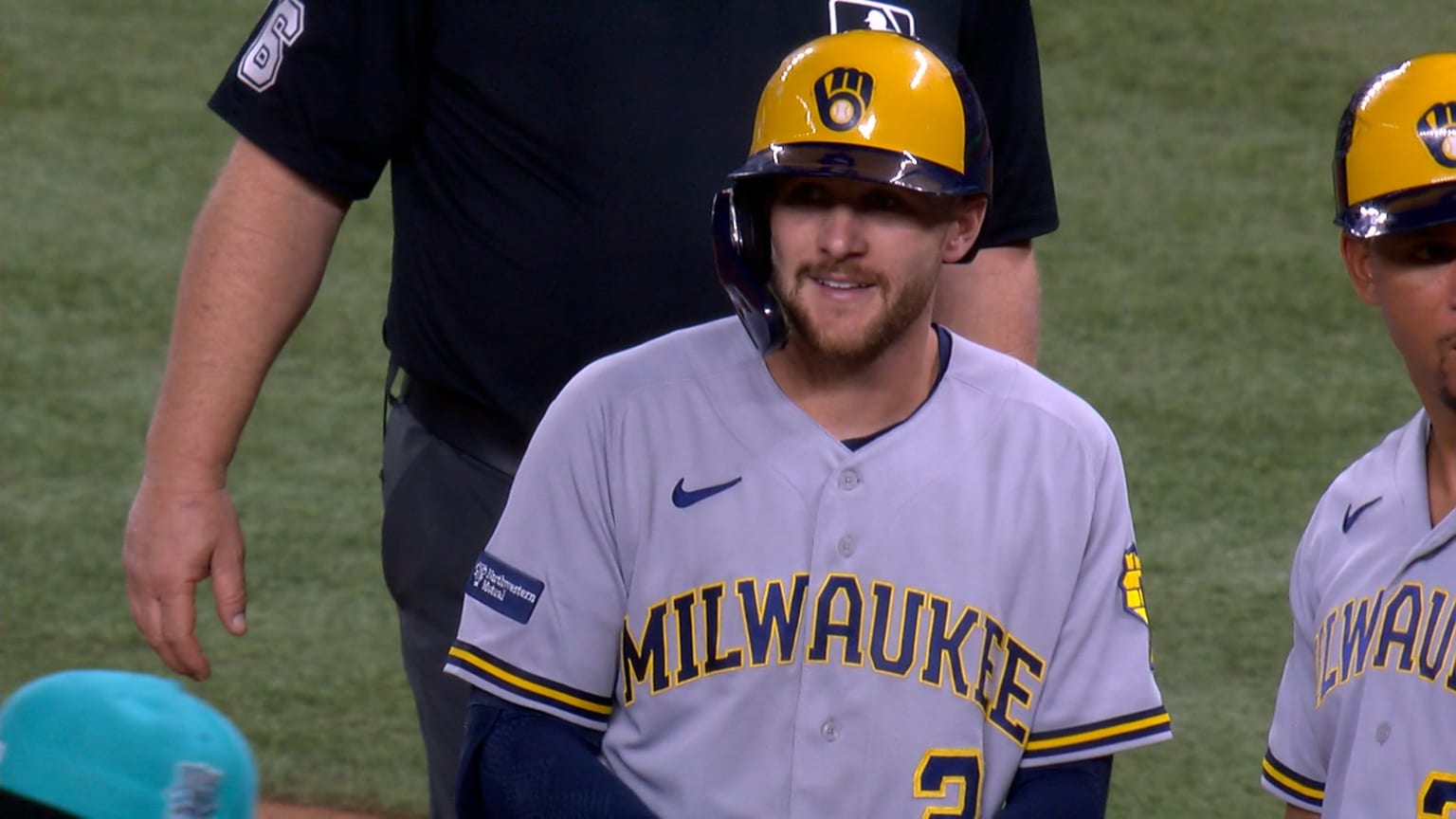 Bryce Turang laces an RBI single to left field | 09/22/2023 | Milwaukee ...