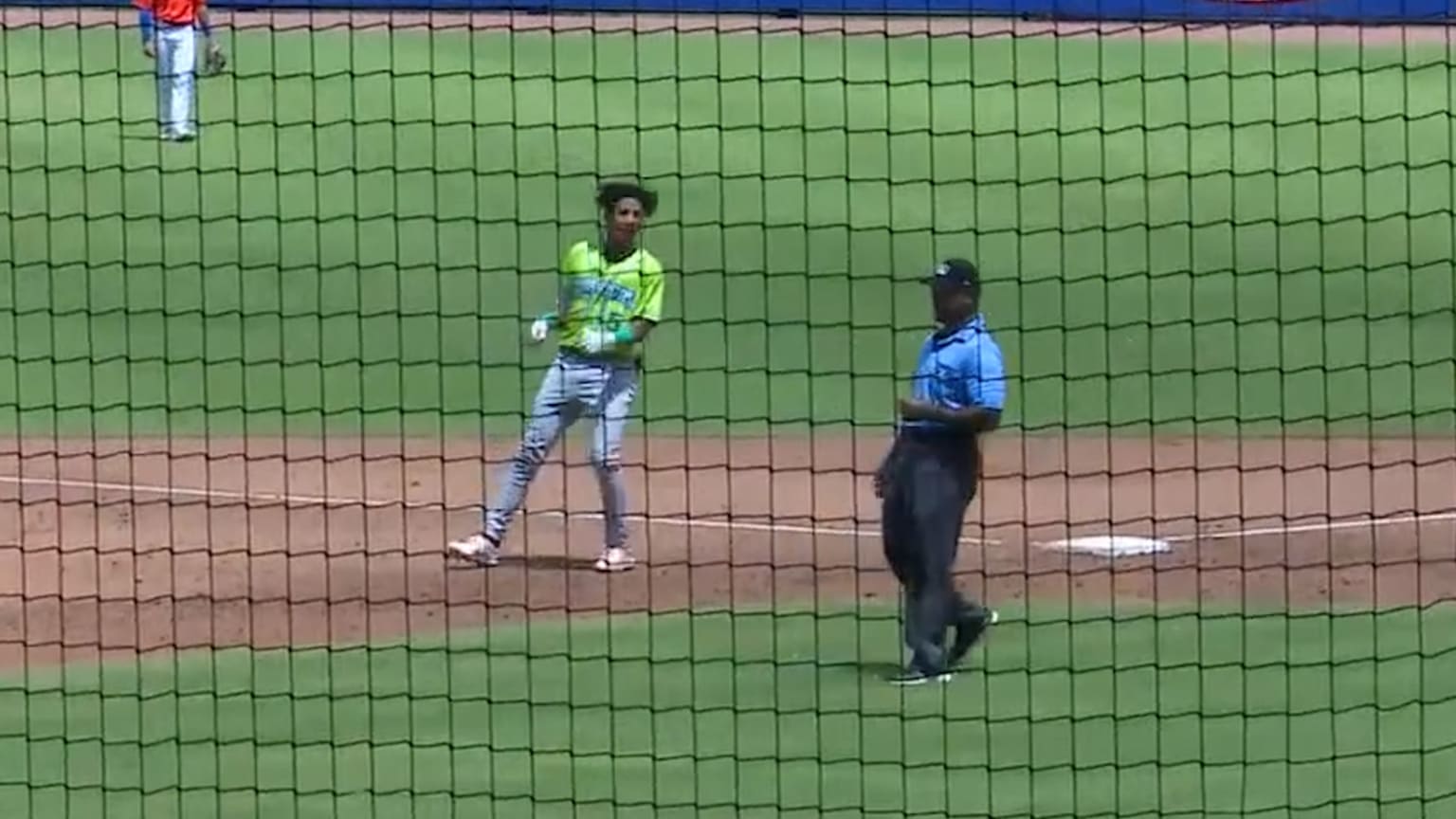 Reds prospect Carlos Sanchez hits a double to left | 09/10/2023 ...