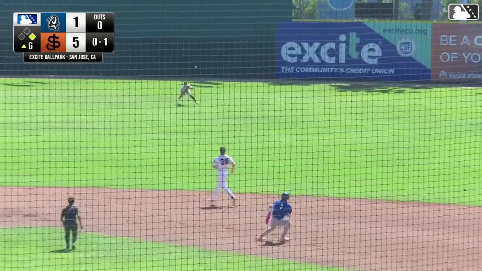 Cesar Quintas goes airborne to make a catch | 09/02/2024 | MLB.com