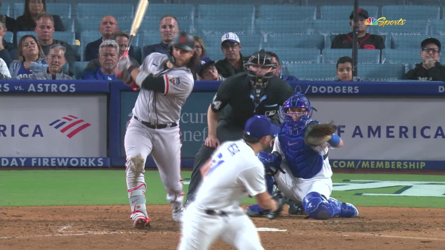 Crawford lines a go-ahead RBI single to right field | 06/16/2023 | MLB.com