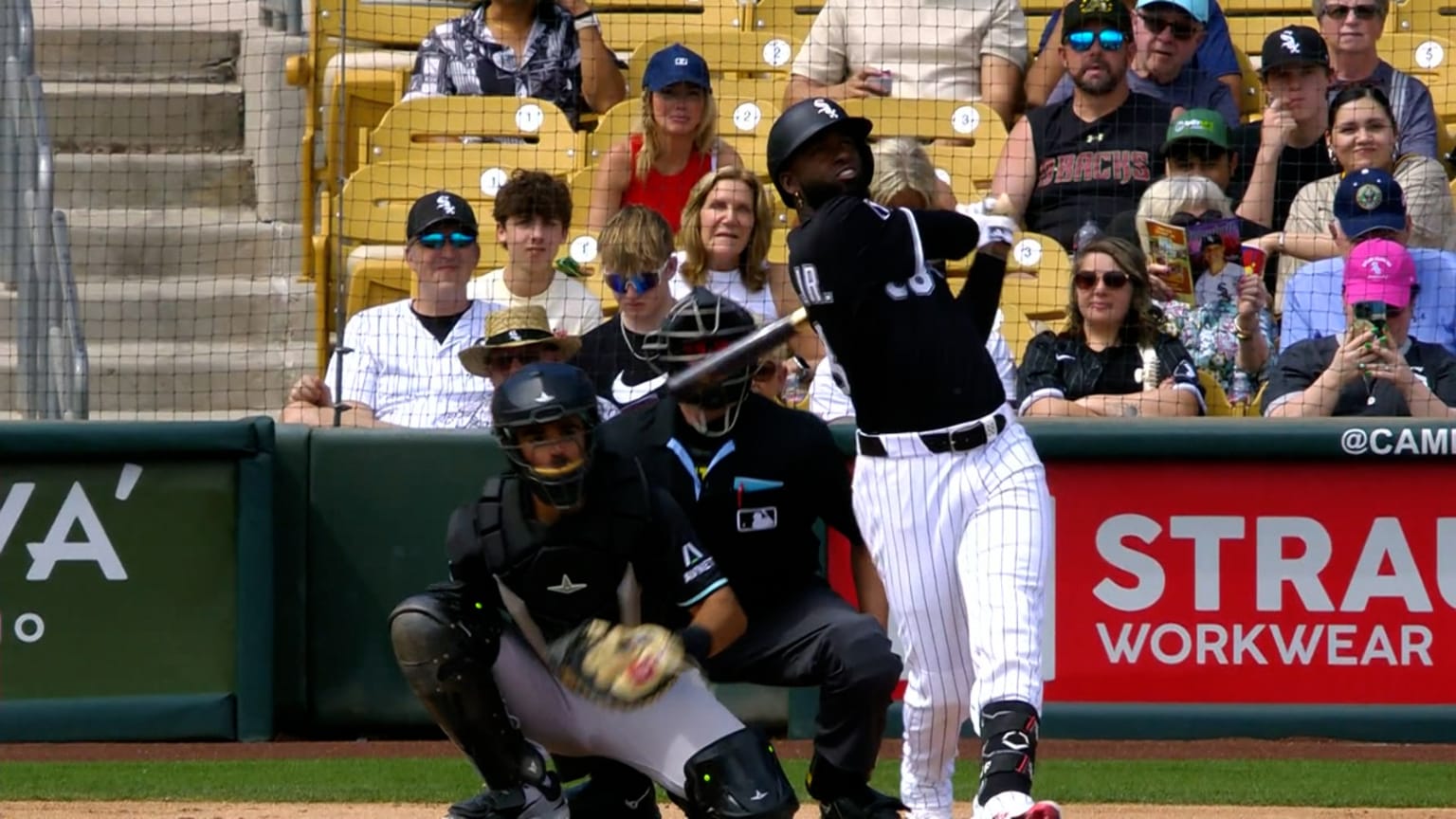 Luis Robert Jr.'s third home run of Spring Training | 03/23/2025 | New ...