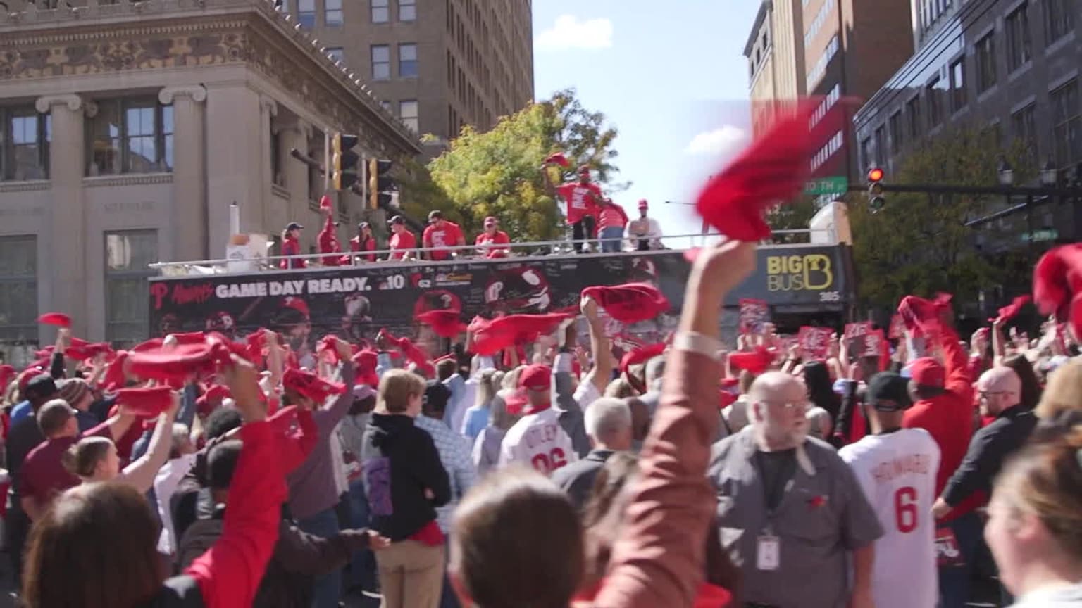 Phillies drive rally bus through Philadelphia | 10/19/2023 ...