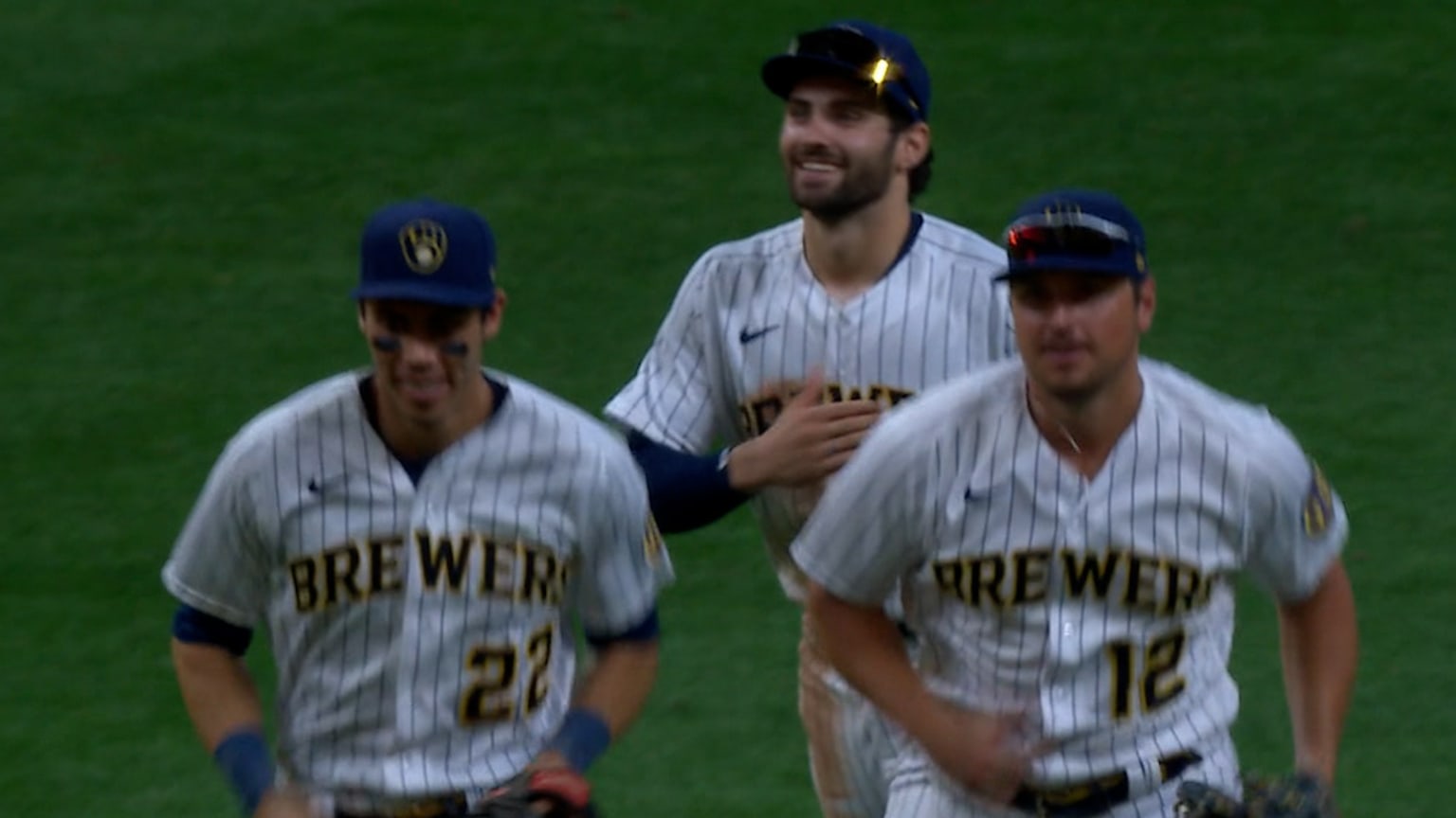 Devin Williams gets Contreras to ground into a DP | 08/28/2022 ...