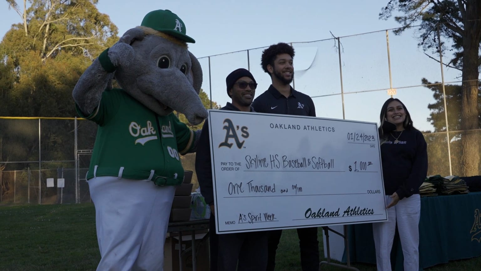 Athletics Spirit Week | 01/25/2023 | MLB.com