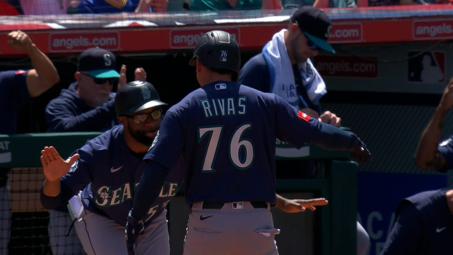 Leo Rivas' two-run single | 04/05/2026 | Seattle Mariners