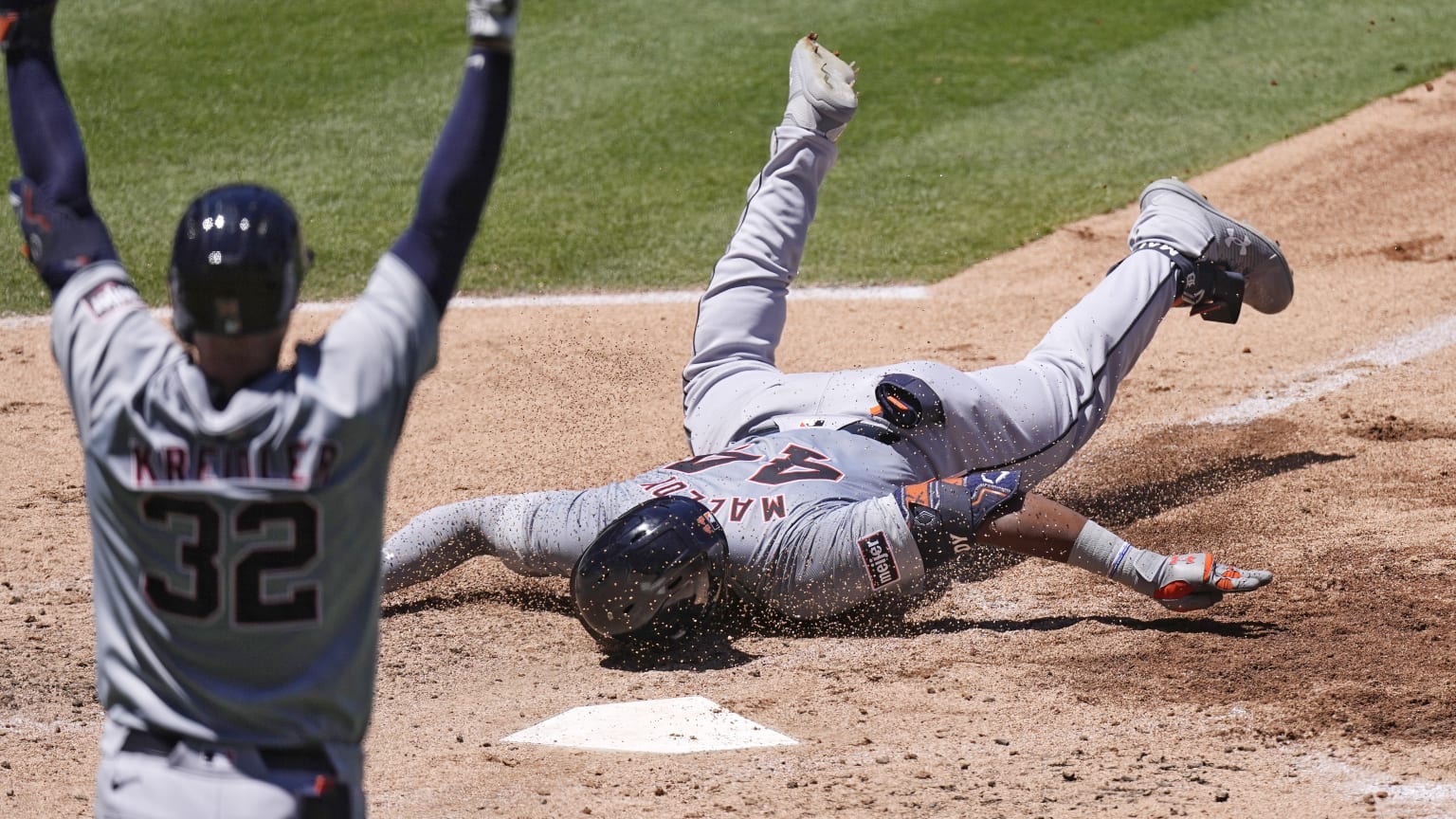 Justyn-Henry Malloy's inside-the-park homer (3) | 06/30/2024 | Detroit ...