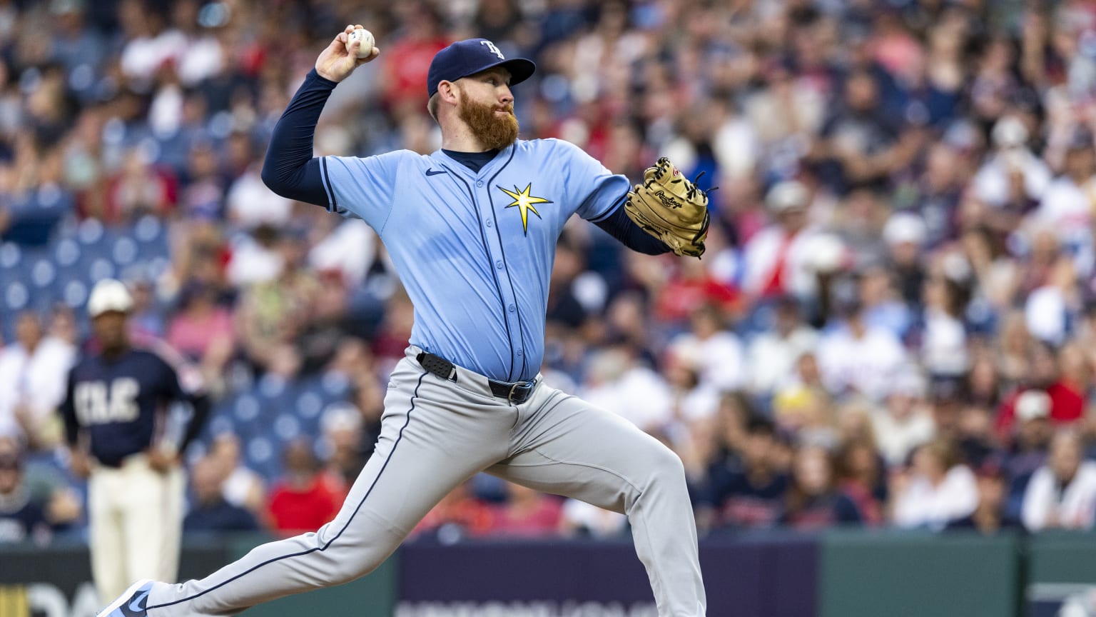 Zack Littell poncha a Daniel Schneemann | 13/09/2024 | Los Rays de ...
